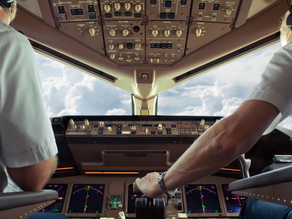 Latest News and Events for Aspiring Pilots | The Airline Pilot Club ...